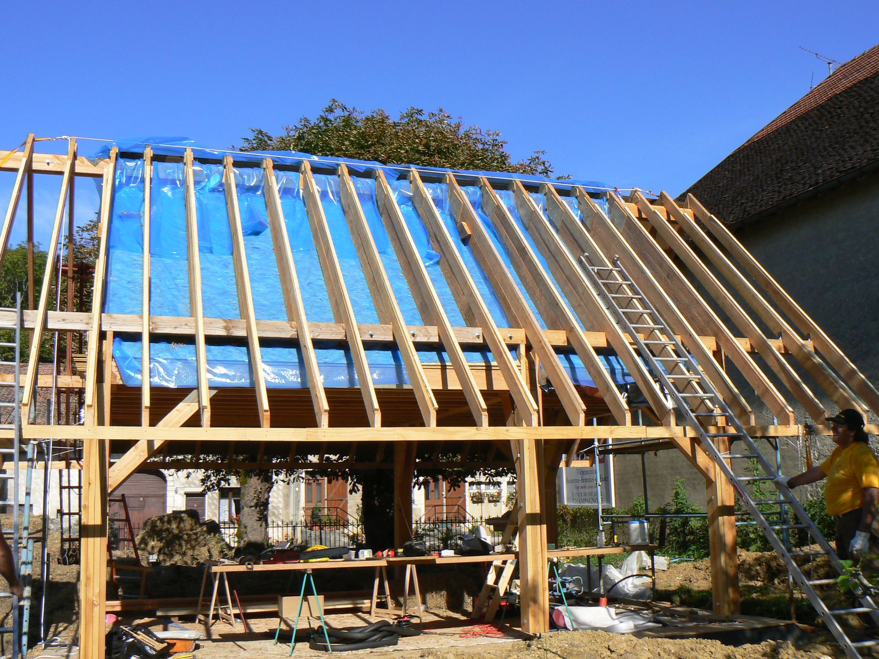 Isolation du toit – Autoconstruction écologique d'une maison en paille ...